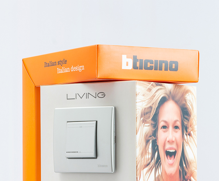 Display expositor Bticinio Tribu 3